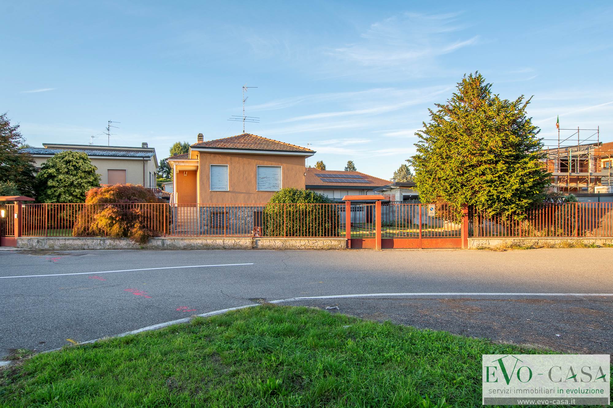 Villa indipendente con giardino